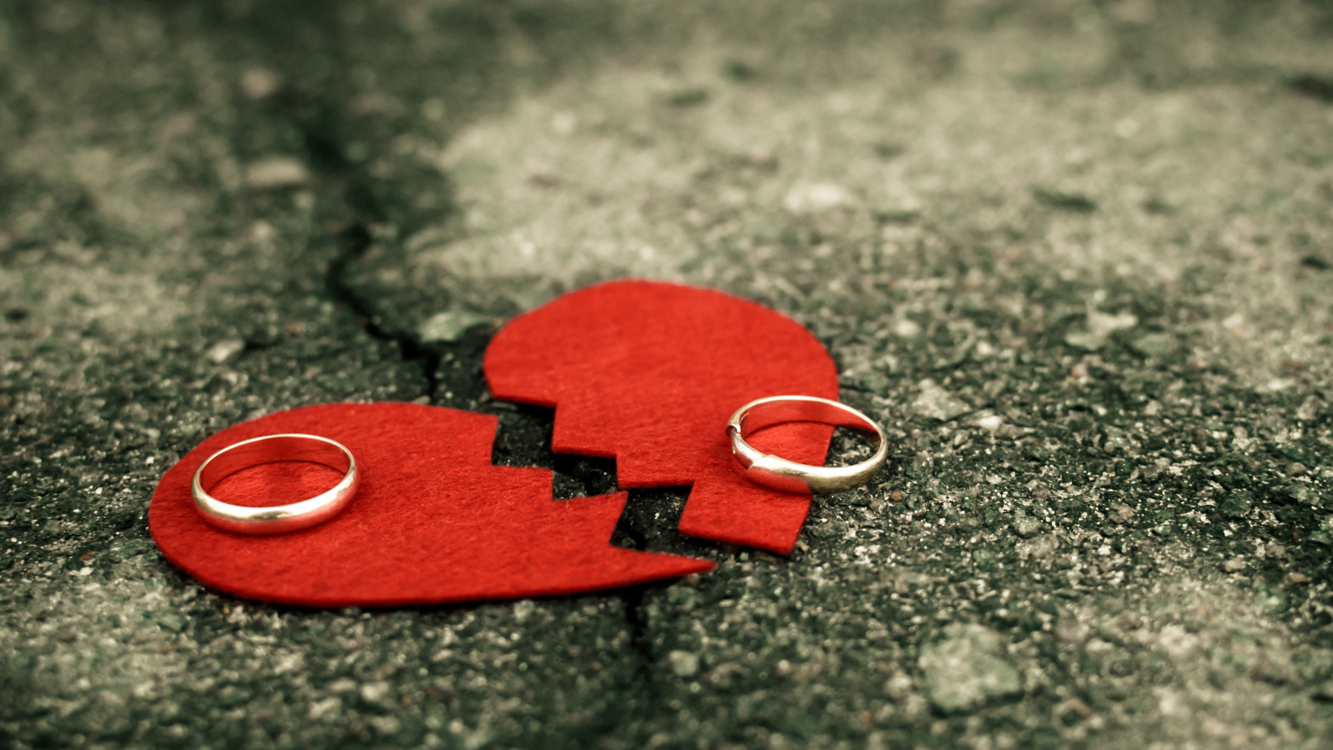 Cheating Spouses Caught On Tape - REELZ